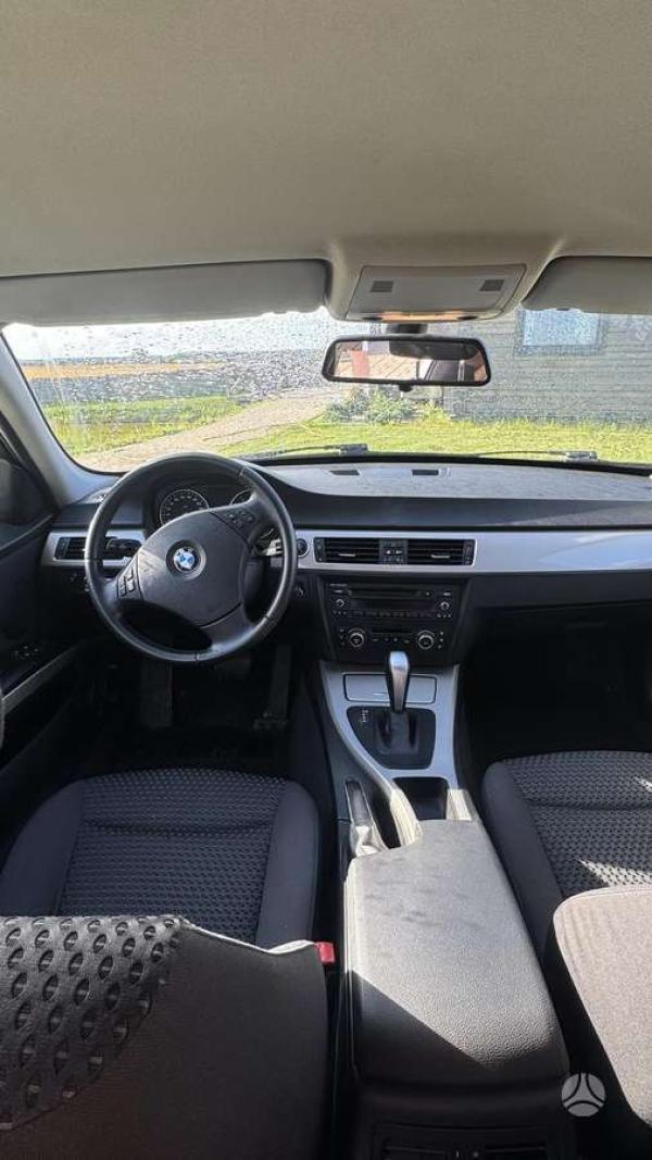 Pelēks BMW 318 2012 Viļņa, ar dzinēja tilpumu 2.00 L un nobraukumu 276 tūkst. km par 4800 €, foto 6 vietnē AUTOMOTO.COM.LV