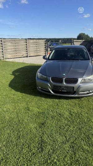 Pelēks BMW 318 2012 Viļņa, ar dzinēja tilpumu 2.00 L un nobraukumu 276 tūkst. km par 4800 €, foto 9 vietnē AUTOMOTO.COM.LV