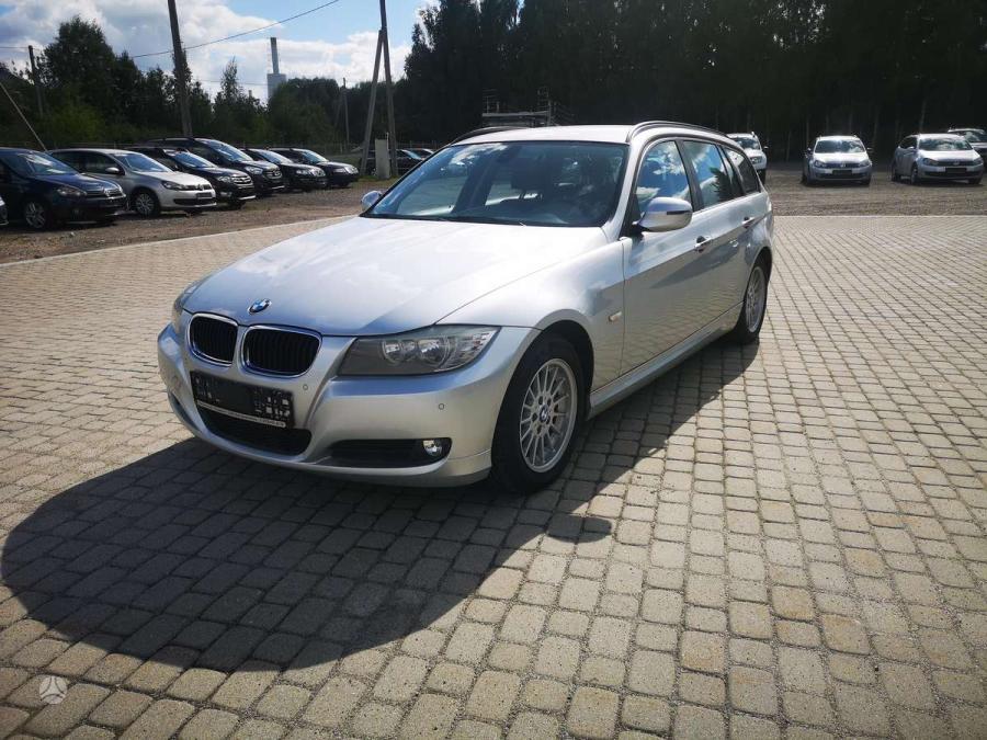 Pelēks BMW 318 2012 Radviliškis, ar dzinēja tilpumu 2.00 L un nobraukumu 285 tūkst. km par 3750 €, foto 1 vietnē AUTOMOTO.COM.LV