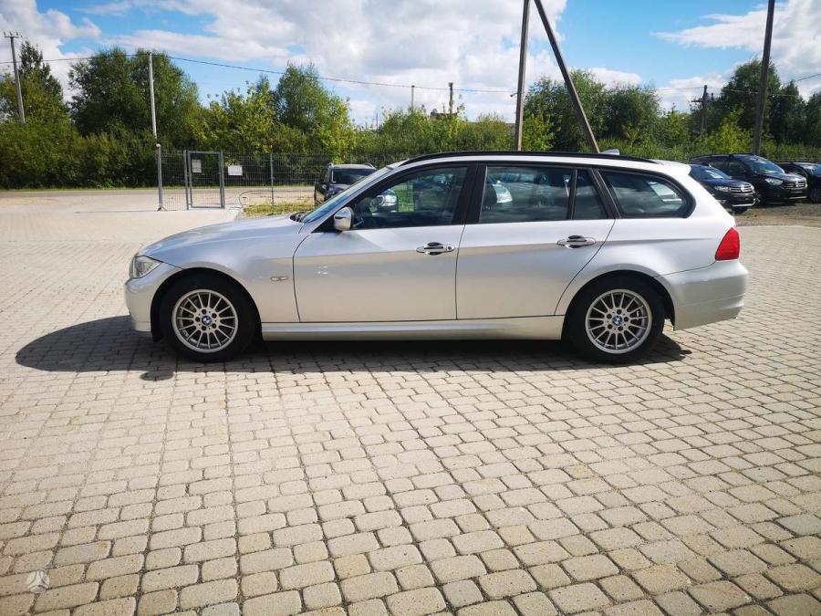Pelēks BMW 318 2012 Radviliškis, ar dzinēja tilpumu 2.00 L un nobraukumu 285 tūkst. km par 3750 €, foto 4 vietnē AUTOMOTO.COM.LV