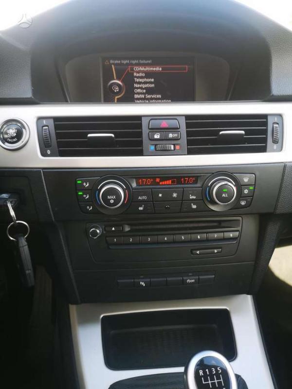 Grey BMW 318 2012 in Radviliskis, with an engine capacity of 2.00 L and mileage of 285 thousand km for 3750 €, photo 9 on AUTOMOTO.COM.LV