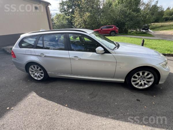 Pelēks BMW 318 2012 Dobele, ar dzinēja tilpumu 2.00 L un nobraukumu 217 tūkst. km par 4700 €, foto 5 vietnē AUTOMOTO.COM.LV