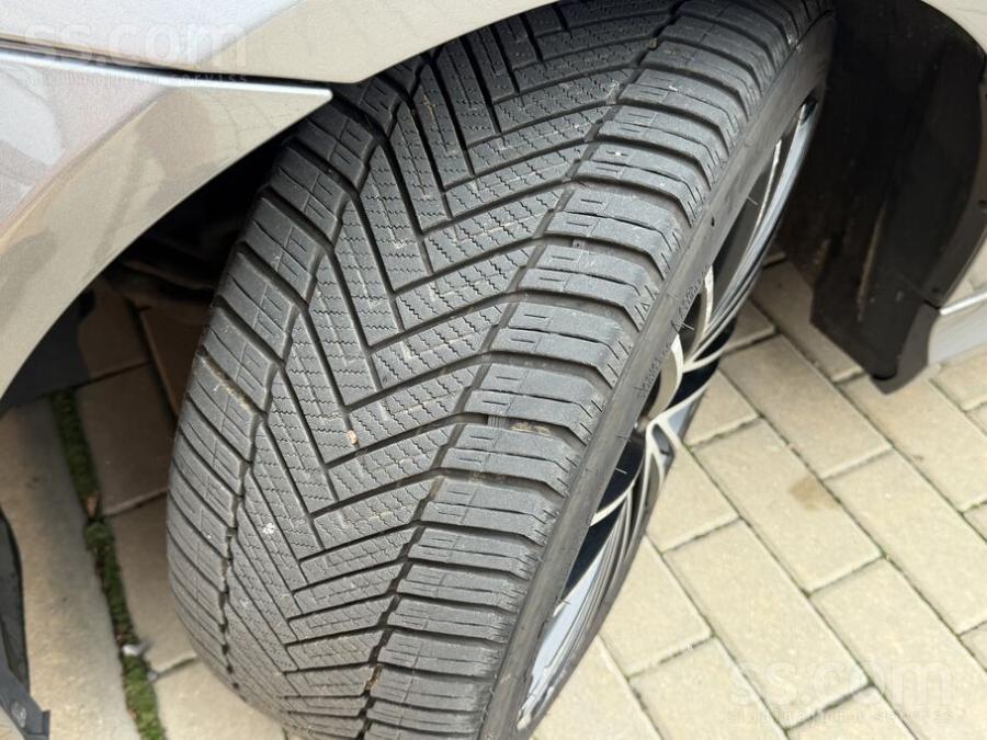 Pelēks BMW 318 2012 Rīga, ar dzinēja tilpumu 2.00 L un nobraukumu 165 tūkst. km par 5650 €, foto 32 vietnē AUTOMOTO.COM.LV