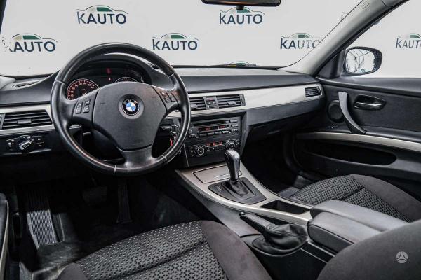 БМВ 318 2012 в Каунас на AUTOMOTO.COM.LV Серый БМВ 318 2012 в Каунас, объемом двигателя 2.00 л и пробегом 250 тыс. км за 4900 €, фото 8 на AUTOMOTO.COM.LV