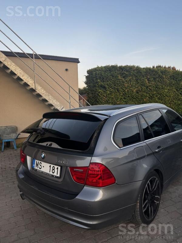 Grey BMW 318 2012 in Riga, with an engine capacity of 2.00 L and mileage of 259 thousand km for 4990 €, photo 9 on AUTOMOTO.COM.LV