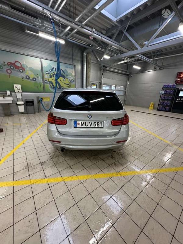 Pelēks BMW 318 2013 Elektrėnai, ar dzinēja tilpumu 2.00 L un nobraukumu 443 tūkst. km par 6000 €, foto 4 vietnē AUTOMOTO.COM.LV