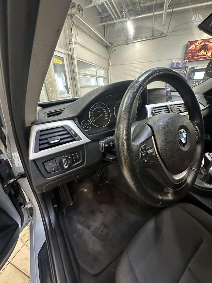Pelēks BMW 318 2013 Elektrėnai, ar dzinēja tilpumu 2.00 L un nobraukumu 443 tūkst. km par 6000 €, foto 9 vietnē AUTOMOTO.COM.LV