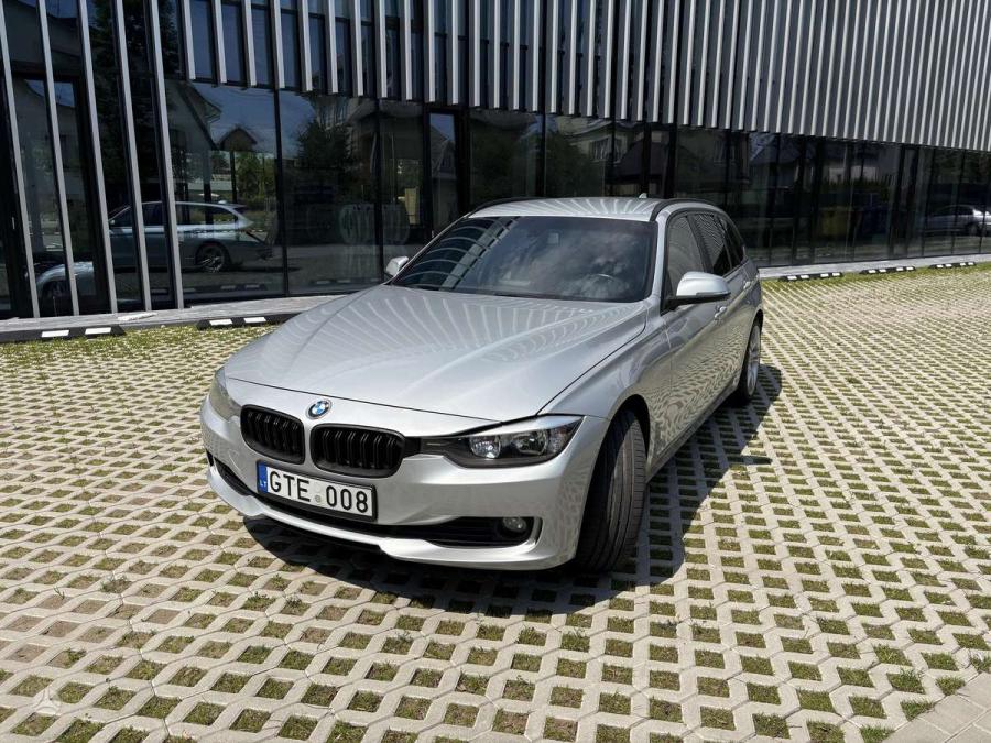 Grey BMW 318 2013 in Kaunas, with an engine capacity of 2.00 L and mileage of 307 thousand km for 6350 €, photo 3 on AUTOMOTO.COM.LV