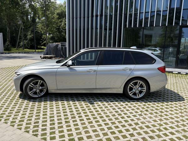 Grey BMW 318 2013 in Kaunas, with an engine capacity of 2.00 L and mileage of 307 thousand km for 6350 €, photo 4 on AUTOMOTO.COM.LV