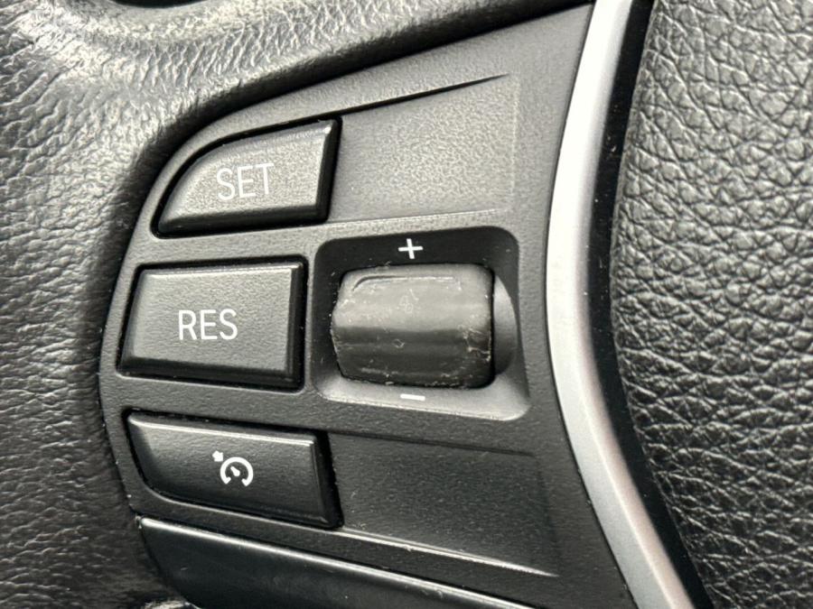 Grey BMW 318 2013 in Vilnius, with an engine capacity of 2.00 L and mileage of 238 thousand km for 8300 €, photo 19 on AUTOMOTO.COM.LV