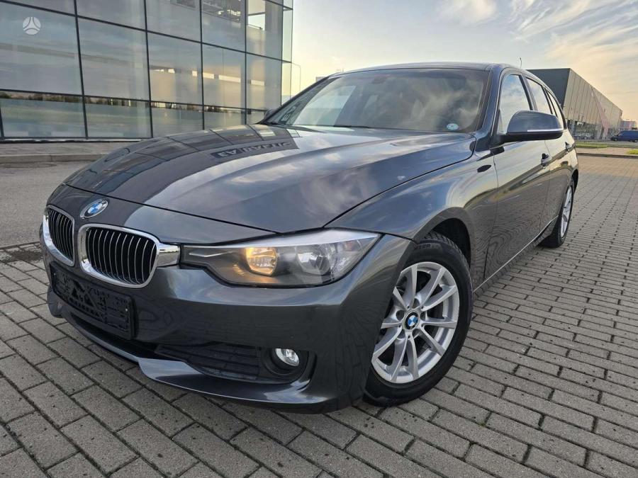 Grey BMW 318 2013 in Panevezys, with an engine capacity of 2.00 L and mileage of 230 thousand km for 5499 €, photo 1 on AUTOMOTO.COM.LV