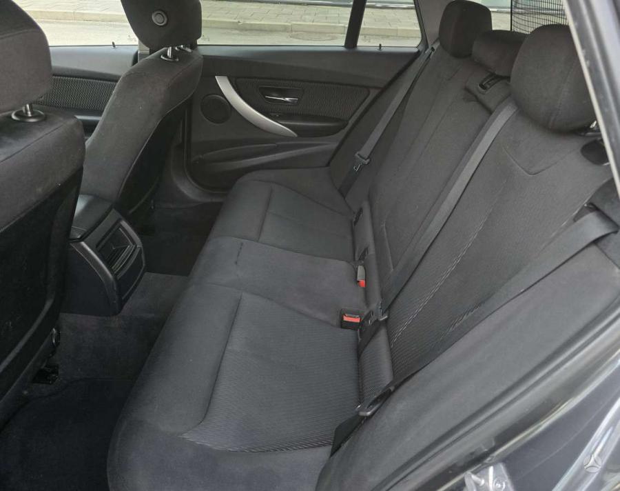 Grey BMW 318 2013 in Panevezys, with an engine capacity of 2.00 L and mileage of 230 thousand km for 5499 €, photo 13 on AUTOMOTO.COM.LV
