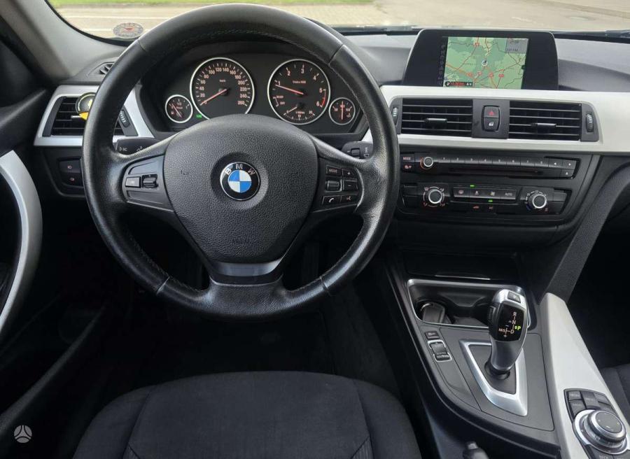 Grey BMW 318 2013 in Panevezys, with an engine capacity of 2.00 L and mileage of 230 thousand km for 5499 €, photo 16 on AUTOMOTO.COM.LV