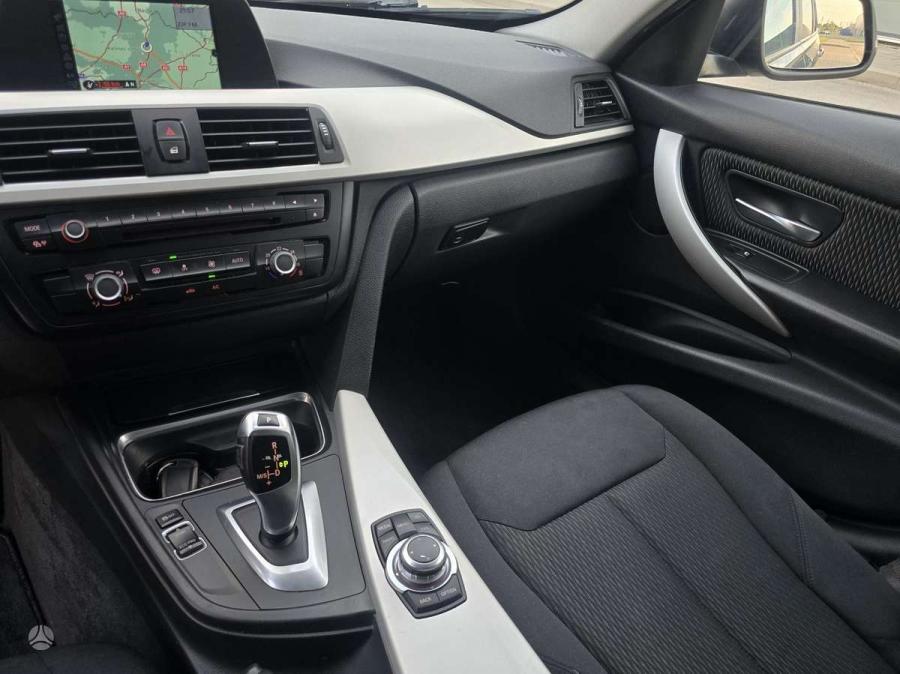 Grey BMW 318 2013 in Panevezys, with an engine capacity of 2.00 L and mileage of 230 thousand km for 5499 €, photo 19 on AUTOMOTO.COM.LV