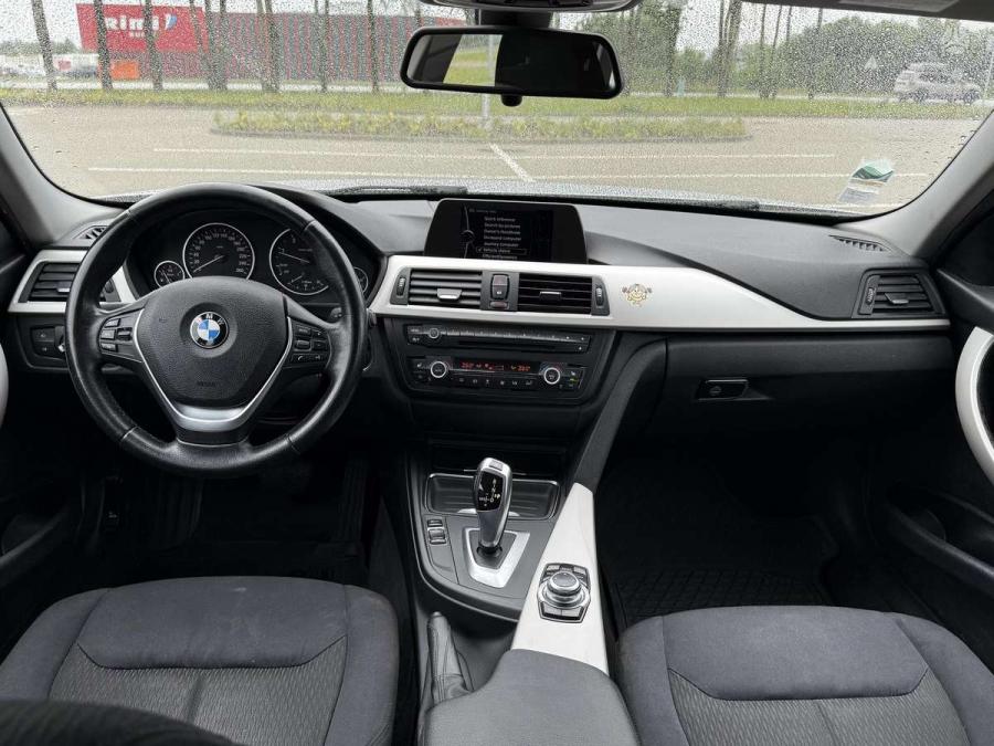Grey BMW 318 2013 in Vilnius, with an engine capacity of 2.00 L and mileage of 309 thousand km for 5900 €, photo 12 on AUTOMOTO.COM.LV