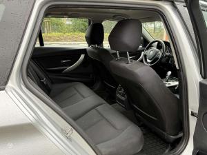 Grey BMW 318 2013 in Vilnius, with an engine capacity of 2.00 L and mileage of 309 thousand km for 5900 €, photo 14 on AUTOMOTO.COM.LV