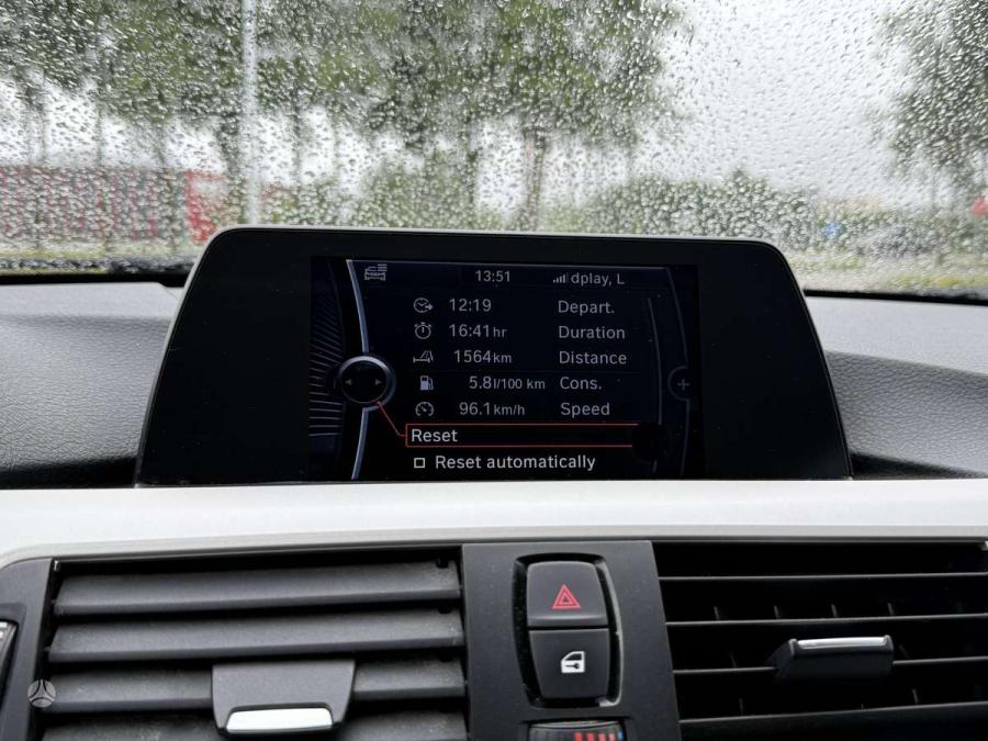 Grey BMW 318 2013 in Vilnius, with an engine capacity of 2.00 L and mileage of 309 thousand km for 5900 €, photo 22 on AUTOMOTO.COM.LV