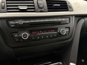 Grey BMW 318 2013 in Vilnius, with an engine capacity of 2.00 L and mileage of 309 thousand km for 5900 €, photo 24 on AUTOMOTO.COM.LV