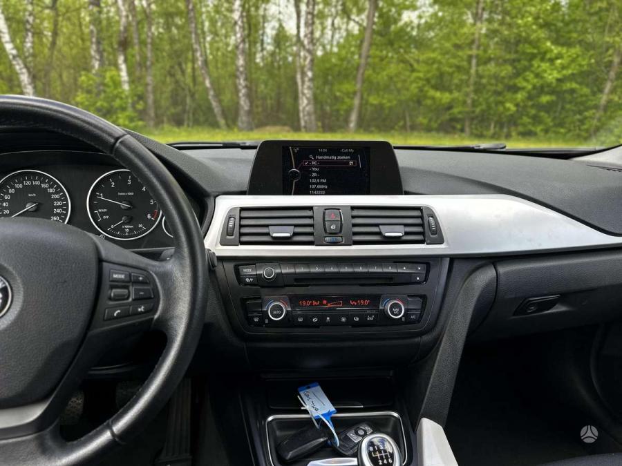 Pelēks BMW 318 2013 Kauņa, ar dzinēja tilpumu 2.00 L un nobraukumu 225 tūkst. km par 5750 €, foto 12 vietnē AUTOMOTO.COM.LV