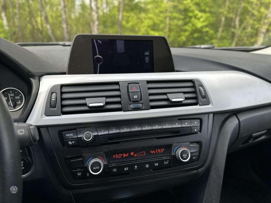 Pelēks BMW 318 2013 Kauņa, ar dzinēja tilpumu 2.00 L un nobraukumu 225 tūkst. km par 5750 €, foto 14 vietnē AUTOMOTO.COM.LV