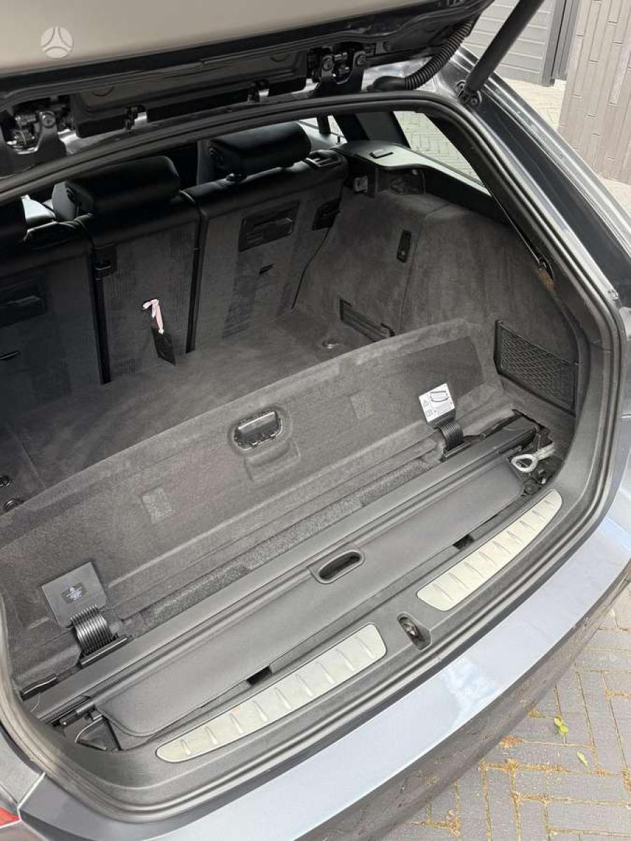 Grey BMW 318 2013 in Kaunas, with an engine capacity of 2.00 L and mileage of 313 thousand km for 8150 €, photo 15 on AUTOMOTO.COM.LV
