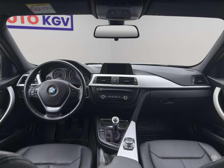 Grey BMW 318 2013 in Kaunas, with an engine capacity of 2.00 L and mileage of 307 thousand km for 7699 €, photo 12 on AUTOMOTO.COM.LV
