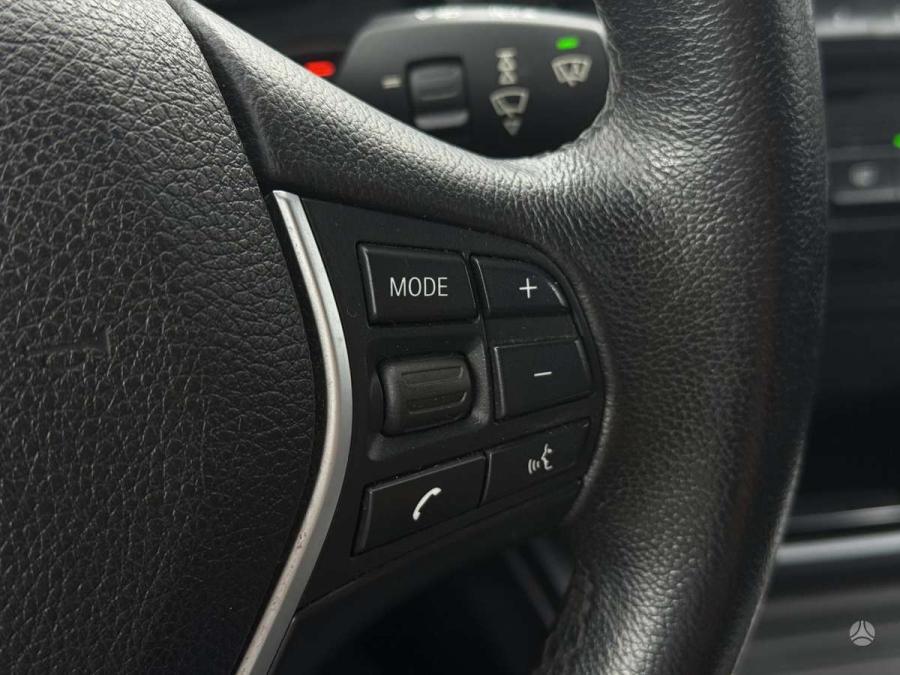 Grey BMW 318 2013 in Kaunas, with an engine capacity of 2.00 L and mileage of 307 thousand km for 7699 €, photo 19 on AUTOMOTO.COM.LV