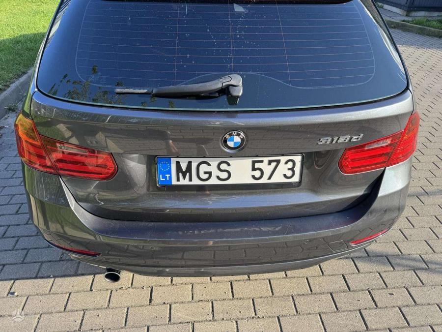 Grey BMW 318 2013 in Vilnius, with an engine capacity of 2.00 L and mileage of 220 thousand km for 5900 €, photo 5 on AUTOMOTO.COM.LV