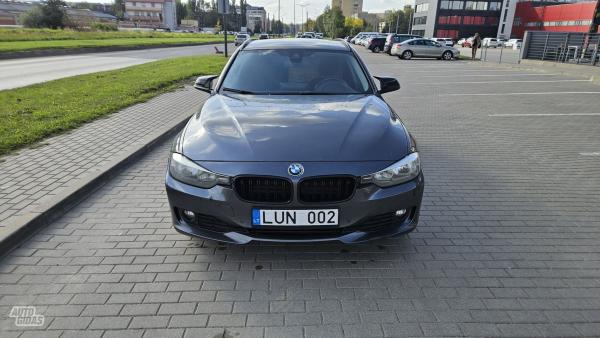BMW 318 2013 Kauņa vietnē Pelēks BMW 318 2013 Kauņa, ar dzinēja tilpumu 2.00 L un nobraukumu 336 tūkst. km par 7000 €, foto 11 vietnē AUTOMOTO.COM.LV