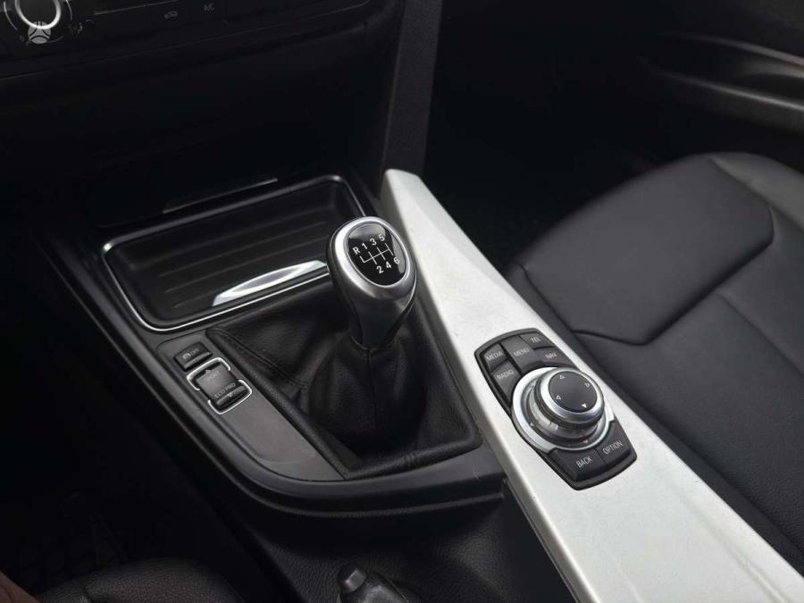 Pelēks BMW 318 2013 Kauņa, ar dzinēja tilpumu 2.00 L un nobraukumu 307 tūkst. km par 7699 €, foto 15 vietnē AUTOMOTO.COM.LV