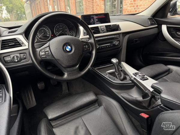 Grey BMW 318 2013 in Klaipeda, with an engine capacity of 2.00 L and mileage of 315 thousand km for 5999 €, photo 9 on AUTOMOTO.COM.LV