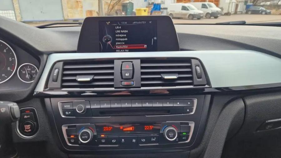 Pelēks BMW 318 2014 Rīga, ar dzinēja tilpumu 2.00 L un nobraukumu 314 tūkst. km par 6490 €, foto 14 vietnē AUTOMOTO.COM.LV