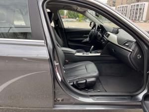 Grey BMW 318 2014 in Vilnius, with an engine capacity of 2.00 L and mileage of 293 thousand km for 6499 €, photo 24 on AUTOMOTO.COM.LV
