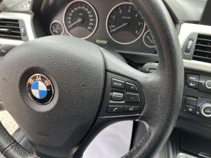 Grey BMW 318 2014 in Vilnius, with an engine capacity of 2.00 L and mileage of 293 thousand km for 6499 €, photo 27 on AUTOMOTO.COM.LV