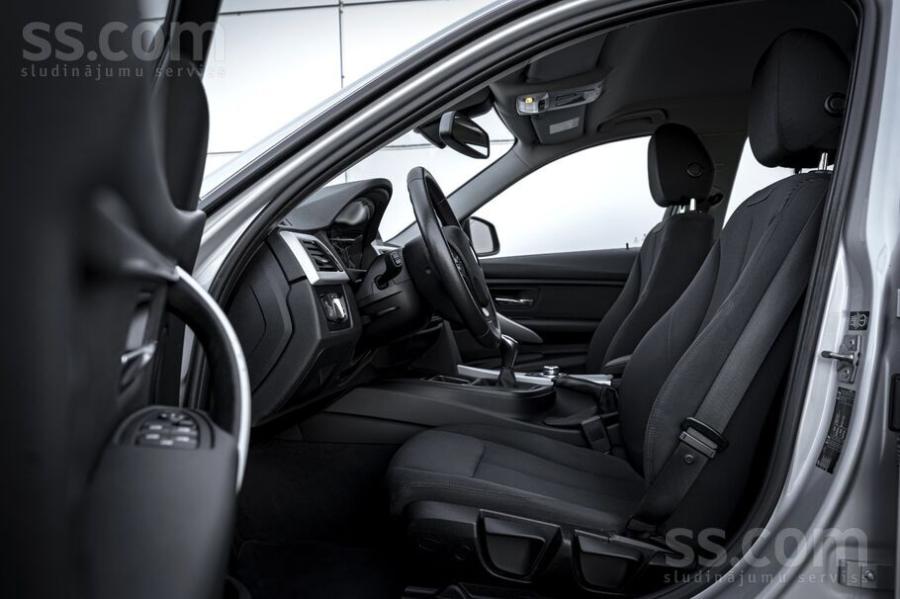 Grey BMW 318 2014 in Riga, with an engine capacity of 2.00 L and mileage of 214 thousand km for 7490 €, photo 10 on AUTOMOTO.COM.LV