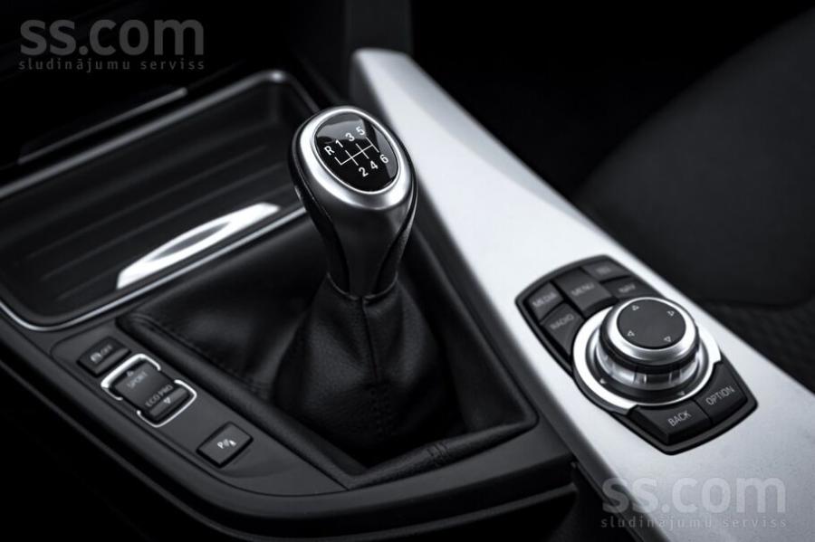 Grey BMW 318 2014 in Riga, with an engine capacity of 2.00 L and mileage of 214 thousand km for 7490 €, photo 23 on AUTOMOTO.COM.LV