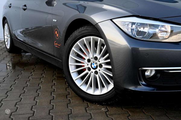 Grey BMW 318 2015 in Kretinga, with an engine capacity of 2.00 L and mileage of 276 thousand km for 7850 €, photo 6 on AUTOMOTO.COM.LV