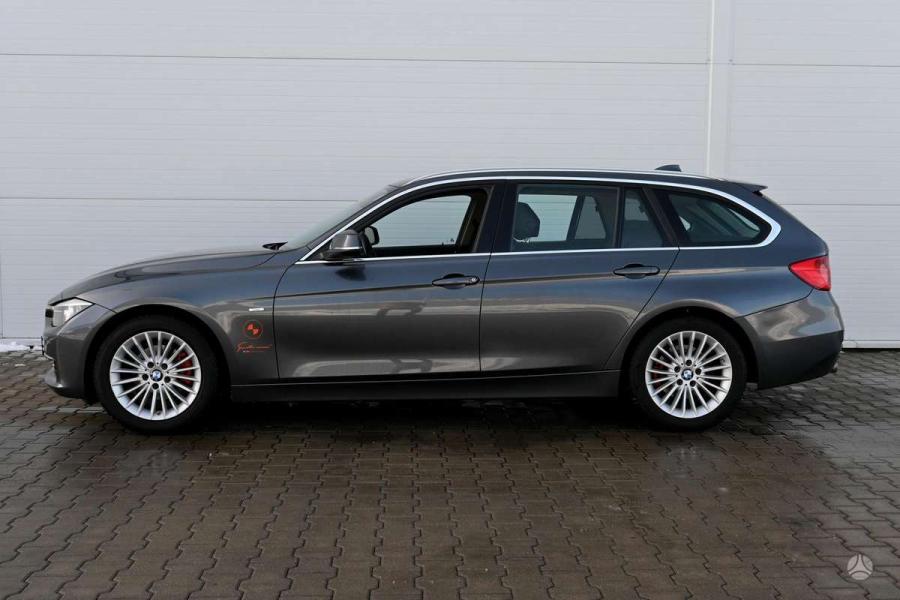 Grey BMW 318 2015 in Kretinga, with an engine capacity of 2.00 L and mileage of 276 thousand km for 7850 €, photo 12 on AUTOMOTO.COM.LV