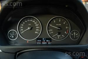 Grey BMW 318 2015 in Riga, with an engine capacity of 2.00 L and mileage of 252 thousand km for 9350 €, photo 15 on AUTOMOTO.COM.LV