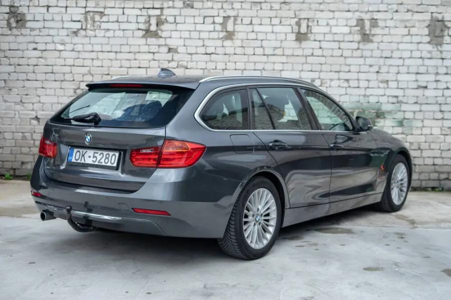Grey BMW 318 2015 in Liepaja, with an engine capacity of 2.00 L and mileage of 281 thousand km for 9950 €, photo 5 on AUTOMOTO.COM.LV