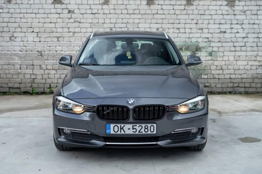 Grey BMW 318 2015 in Liepaja, with an engine capacity of 2.00 L and mileage of 281 thousand km for 9950 €, photo 7 on AUTOMOTO.COM.LV