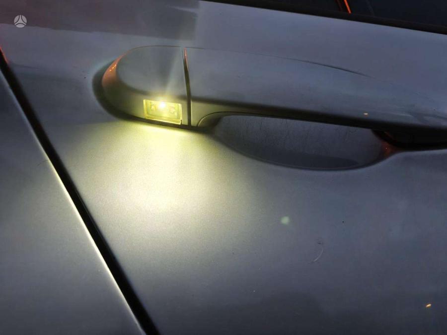 Pelēks BMW 318 2016 Viļņa, ar dzinēja tilpumu 2.00 L un nobraukumu 312 tūkst. km par 5950 €, foto 27 vietnē AUTOMOTO.COM.LV