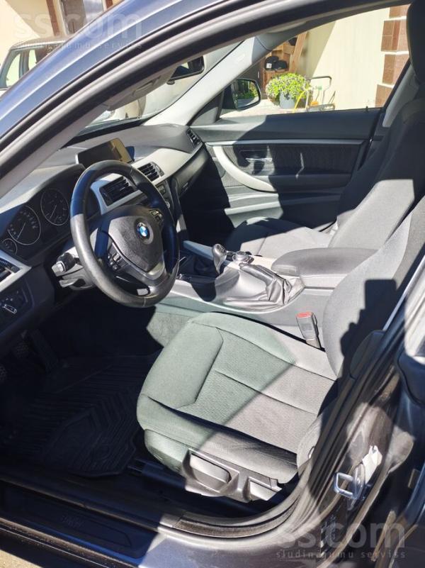 BMW 318 2016 Jelgava vietnē Pelēks BMW 318 2016 Jelgava, ar dzinēja tilpumu 2.00 L un nobraukumu 350 tūkst. km par 8300 €, foto 8 vietnē AUTOMOTO.COM.LV