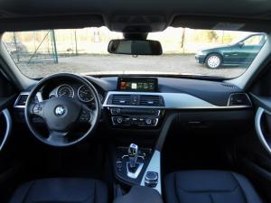 Grey BMW 318 2017 in Riga, with an engine capacity of 2.00 L and mileage of 181 thousand km for 14500 €, photo 9 on AUTOMOTO.COM.LV