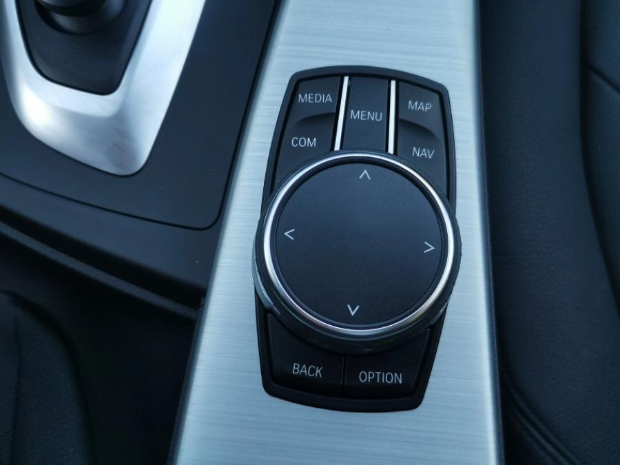 Grey BMW 318 2017 in Riga, with an engine capacity of 2.00 L and mileage of 181 thousand km for 14500 €, photo 16 on AUTOMOTO.COM.LV