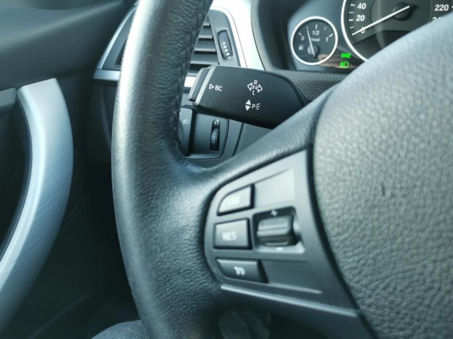 Grey BMW 318 2017 in Riga, with an engine capacity of 2.00 L and mileage of 181 thousand km for 14500 €, photo 21 on AUTOMOTO.COM.LV