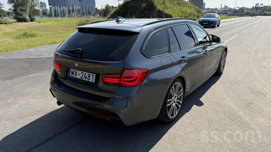 Grey BMW 318 2017 in Riga, with an engine capacity of 2.00 L and mileage of 250 thousand km for 13990 €, photo 3 on AUTOMOTO.COM.LV