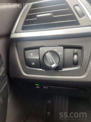 Pelēks BMW 318 2018 Rīga, ar dzinēja tilpumu 2.00 L un nobraukumu 262 tūkst. km par 13000 €, foto 14 vietnē AUTOMOTO.COM.LV