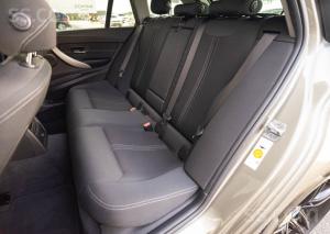Pelēks BMW 318 2018 Rīga, ar dzinēja tilpumu 2.00 L un nobraukumu 278 tūkst. km par 10550 €, foto 32 vietnē AUTOMOTO.COM.LV