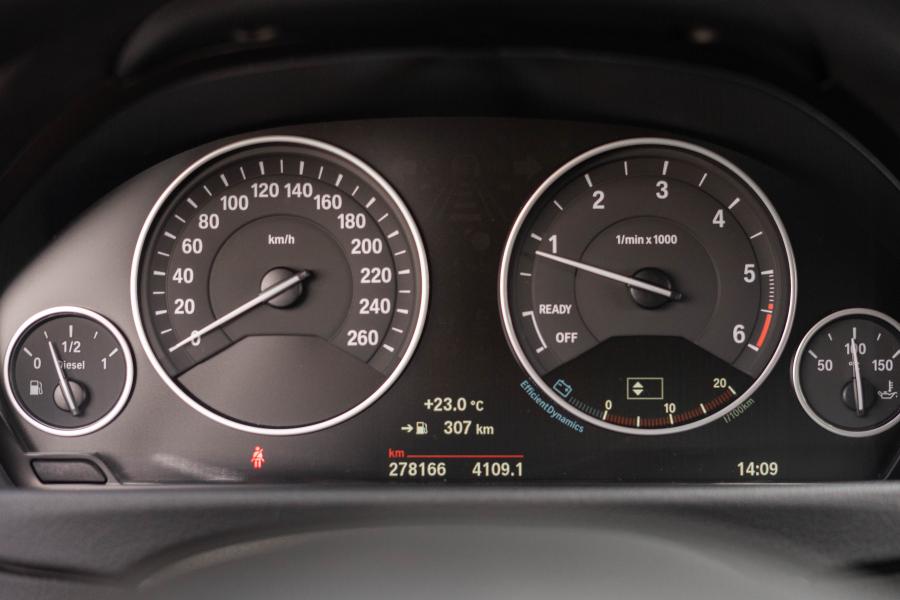 Pelēks BMW 318 2018 Rīga, ar dzinēja tilpumu 2.00 L un nobraukumu 278 tūkst. km par 10550 €, foto 16 vietnē AUTOMOTO.COM.LV